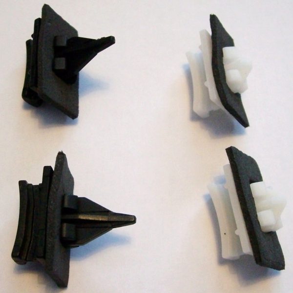 FORD TRANSIT Windscreen Side Trim Clip Kit - Pack of 4 FREE POST ...